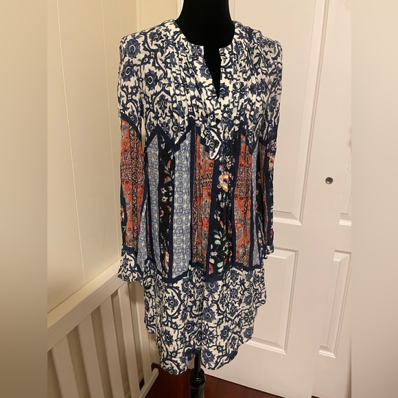 Beige by eci | Dresses | Beige By Eci Dress | Poshmark